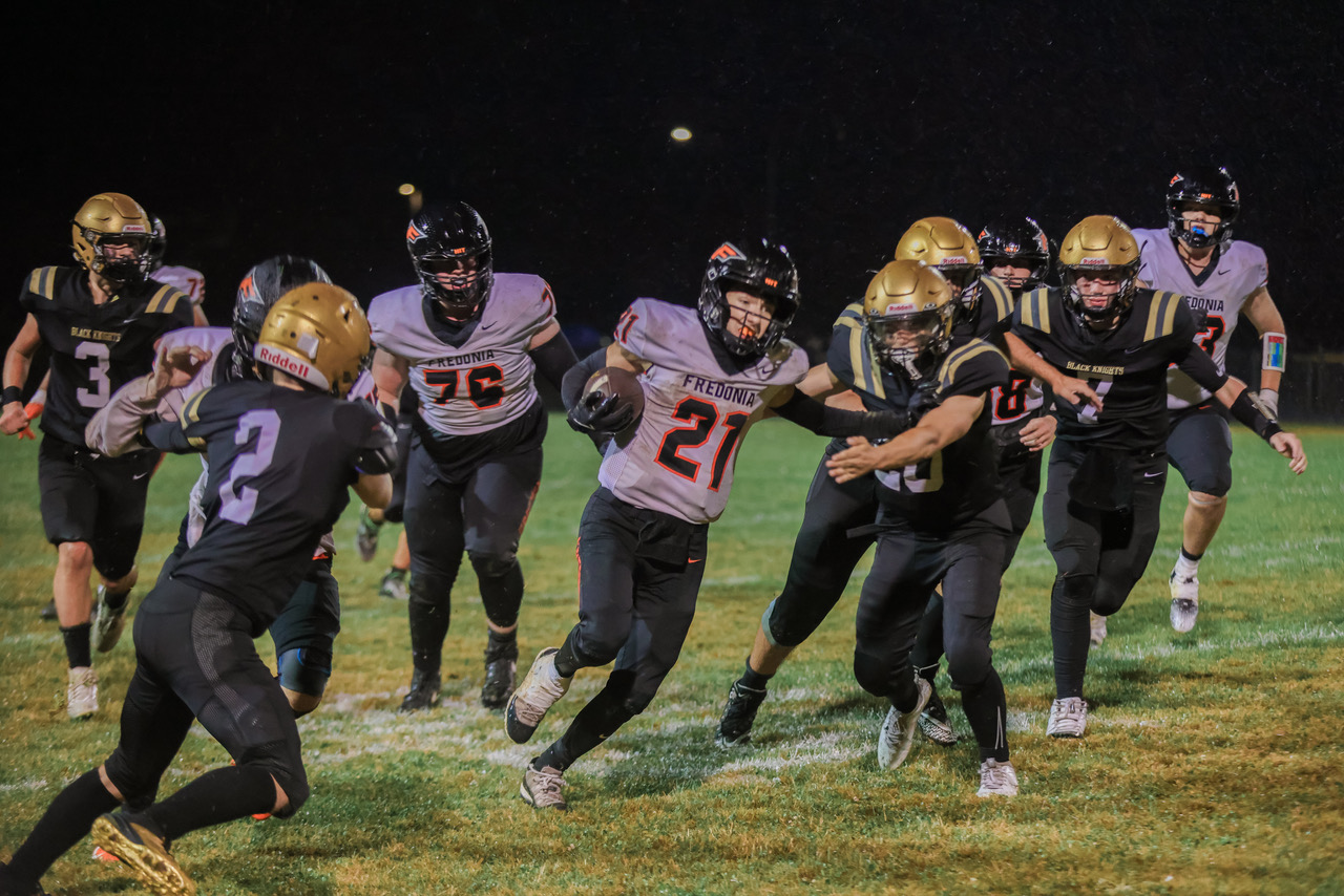 Wild finish | News, Sports, Jobs - Observer Today